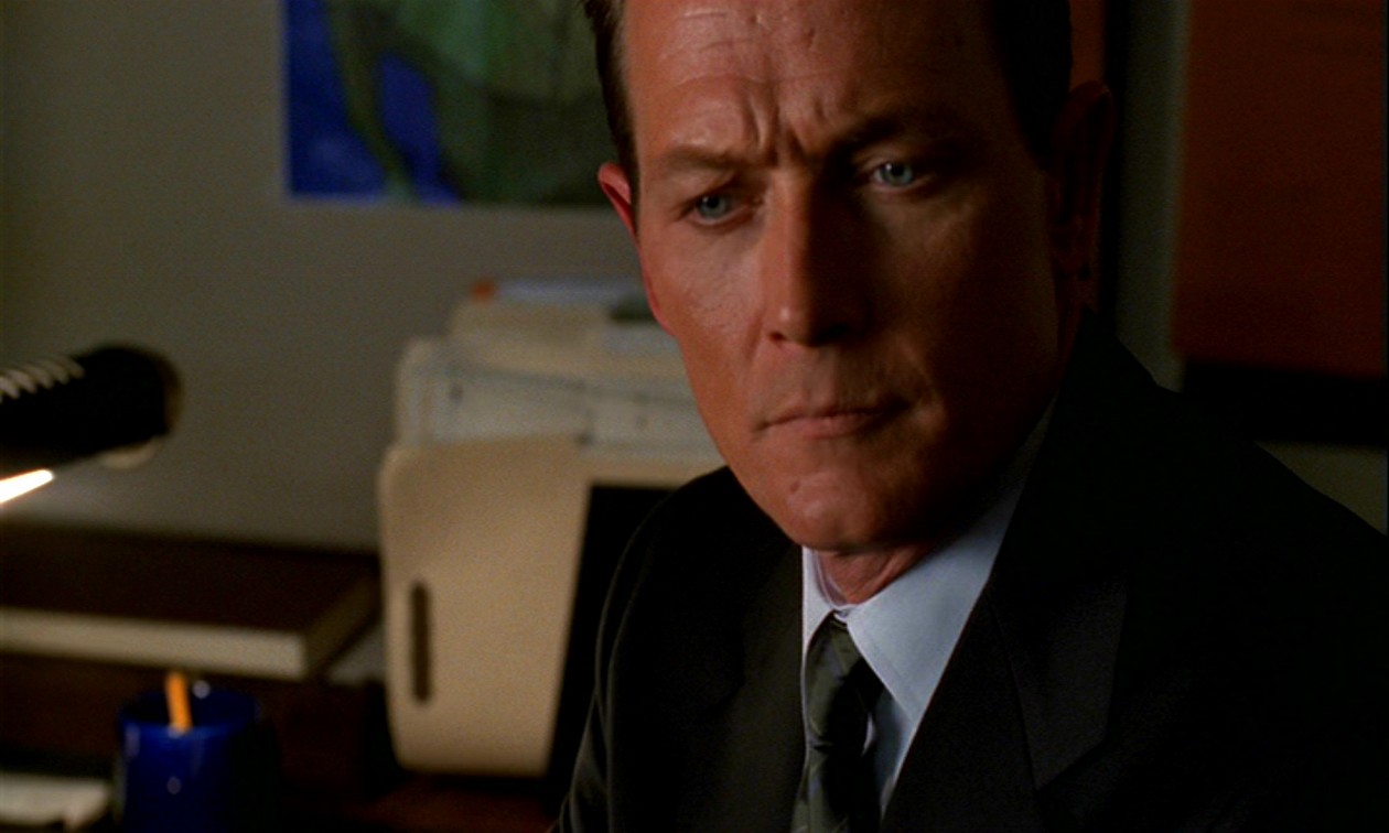 The X-Files Archive - Eighth Season - DeadAlive - The X Files Archive