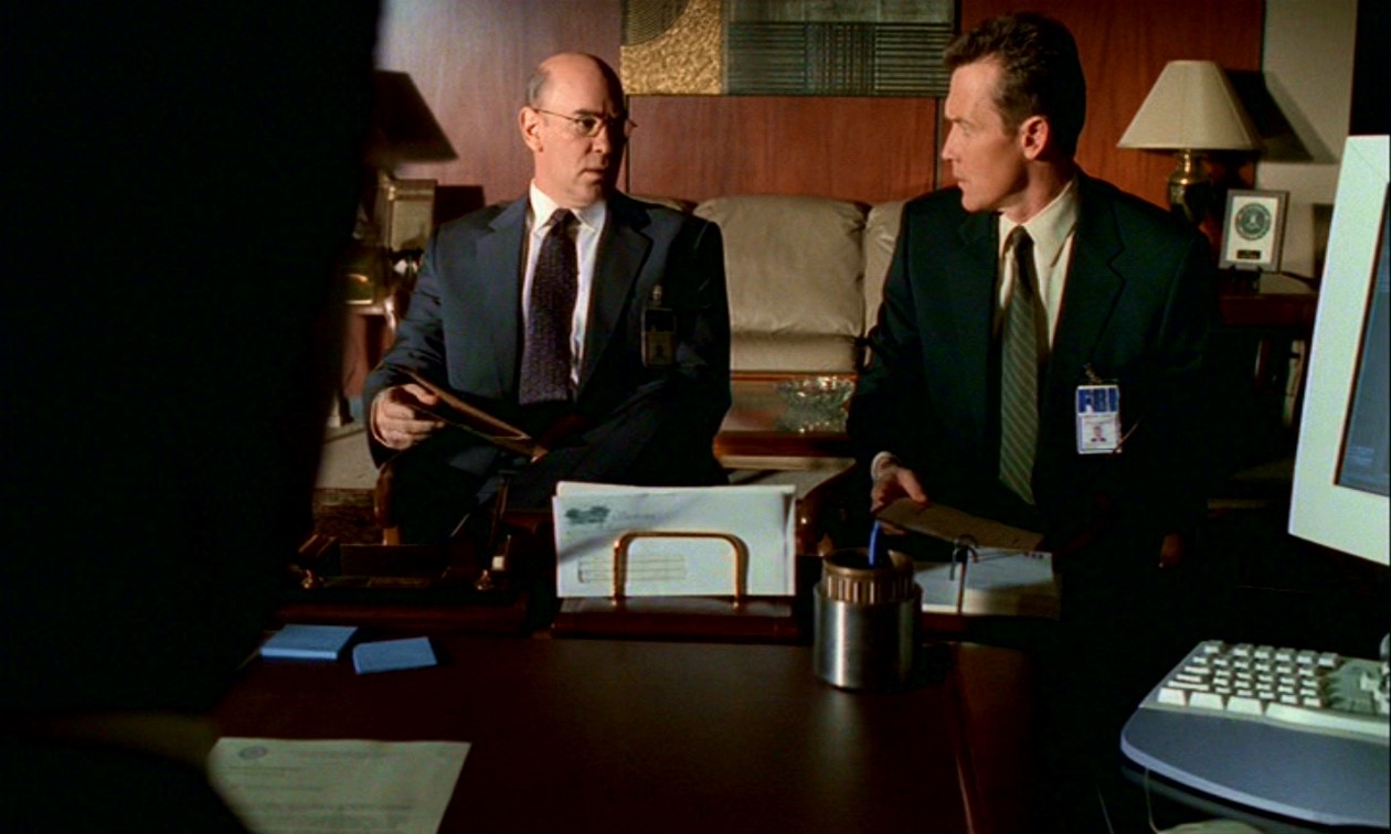 The X-Files Archive - Eighth Season - Three Words - The X Files Archive